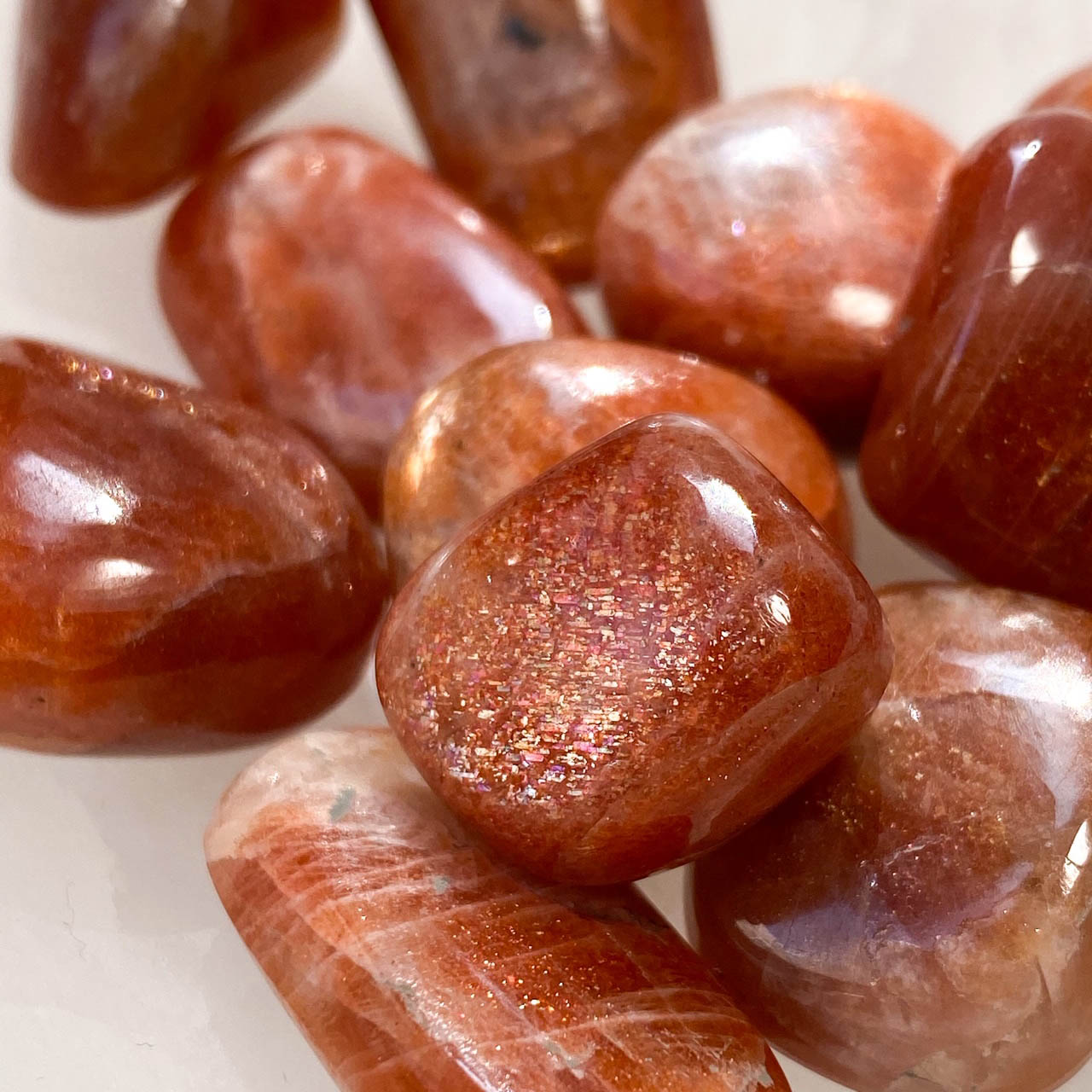 SUNSTONE - VIÊN ĐÁ CỦA NIỀM VUI VÀ BÌNH AN - Tinh Lâm JW